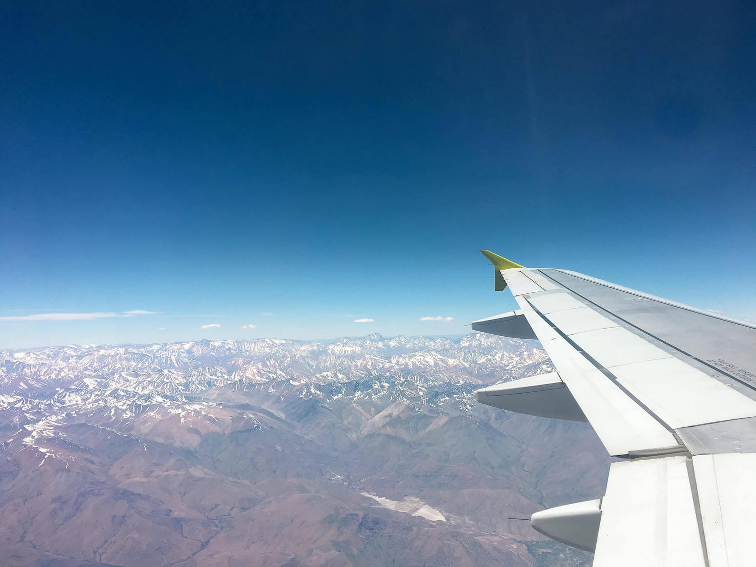 5 Essential Tips For Traveling Light with a Carry On