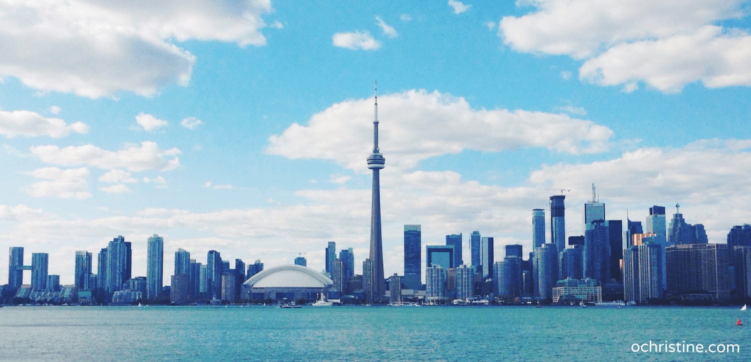 48 Hours in Toronto On a Budget (Easy travel guide)